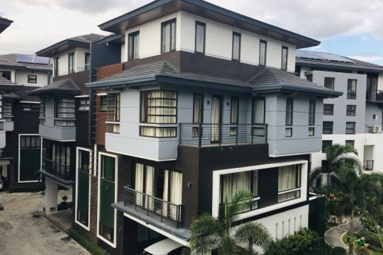 Houses for Sale in New Manila, Metro Manila | Dot Property